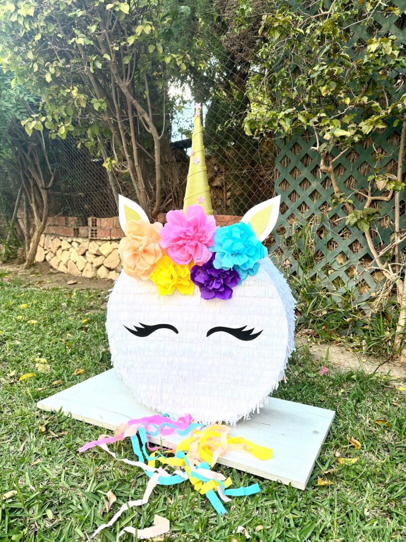 Hazlo Especial | Piñata de Unicornio